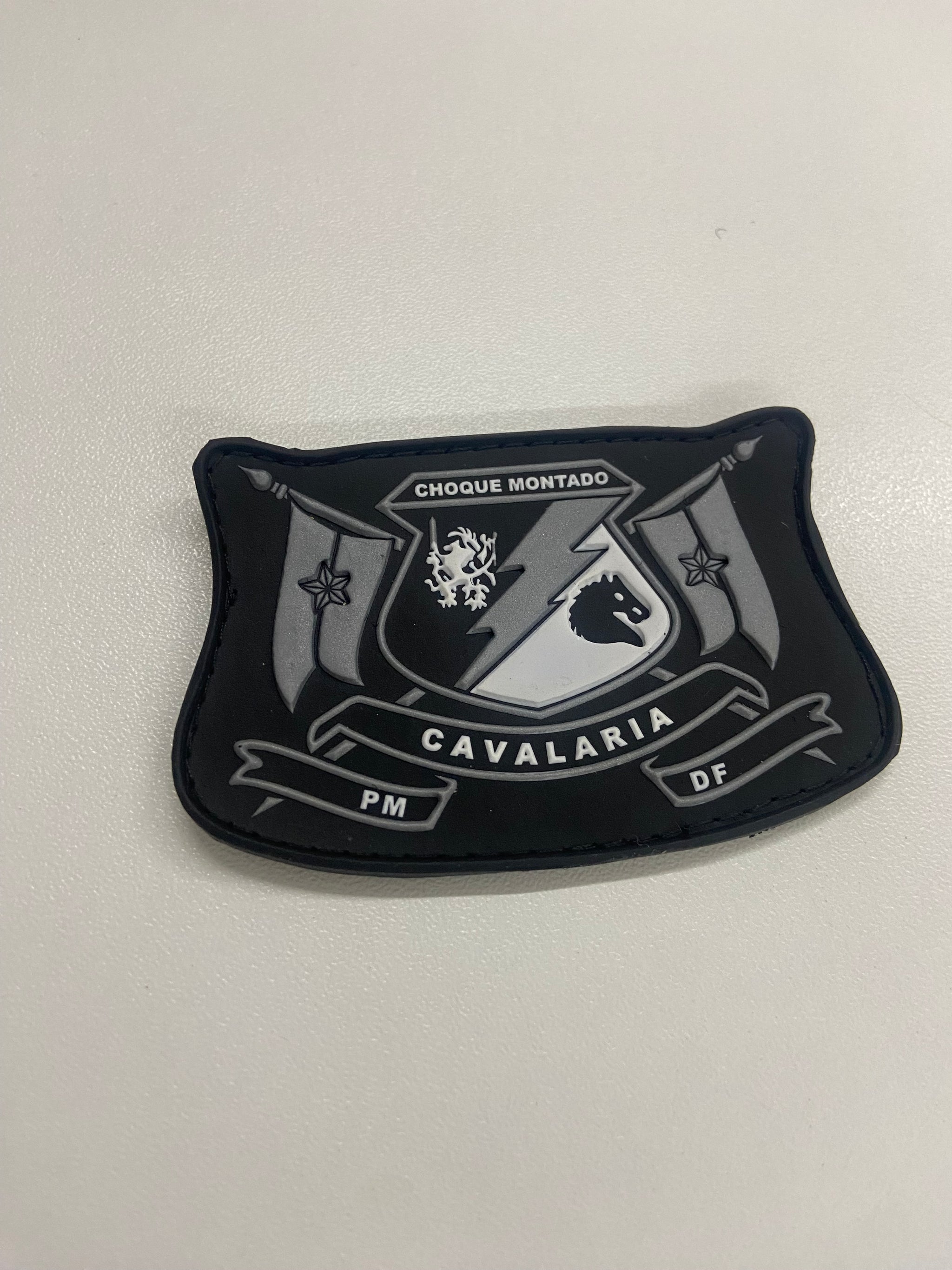 Distintivo emborrachado elipse Choque Montado Cavalaria PMDF mod.1 ...